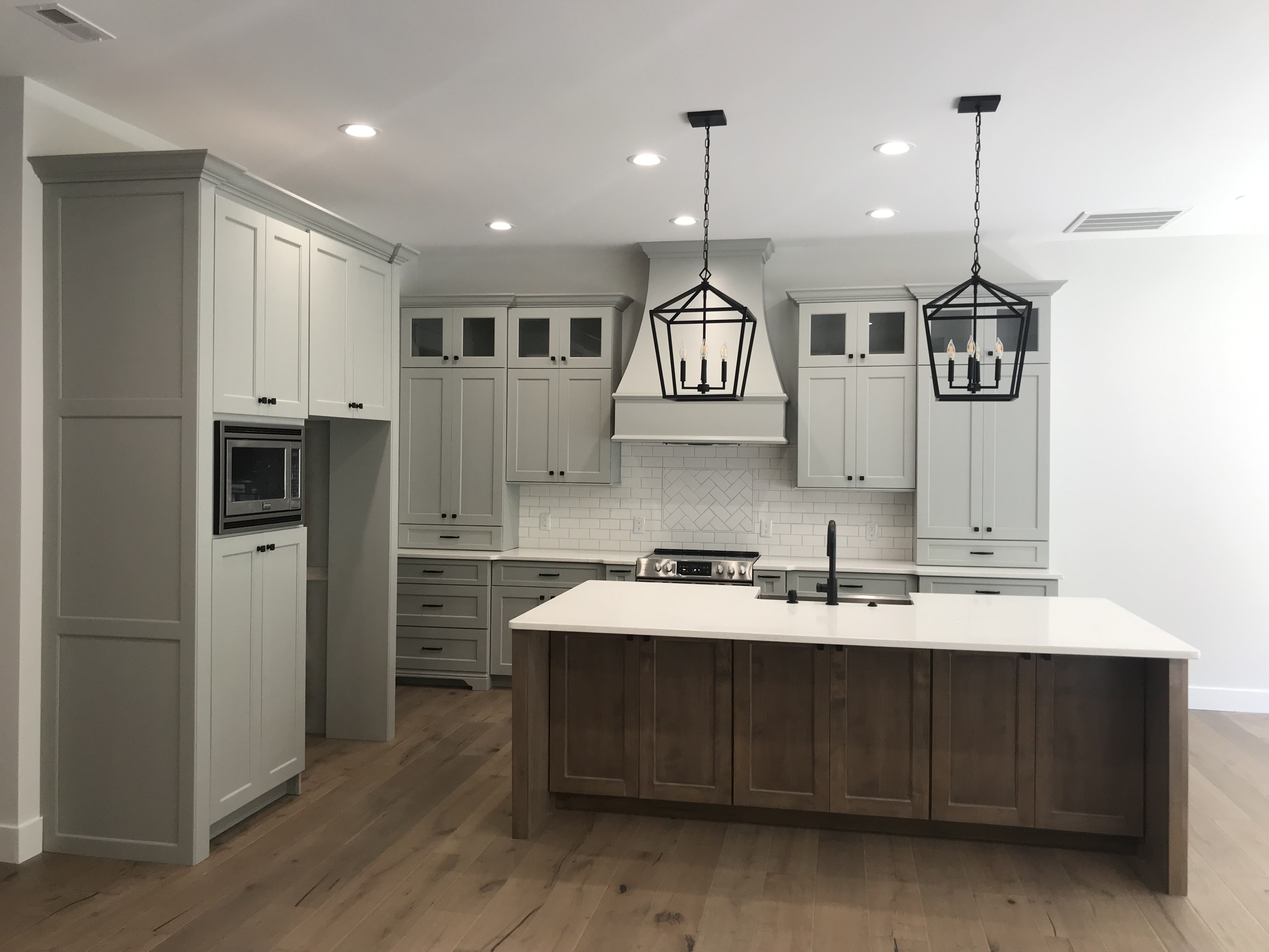 European Elegance Inc. – Custom Cabinetry and Granite